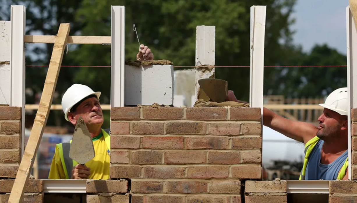 What to Look for When Hiring a Stalwart Newcastle House Builder?